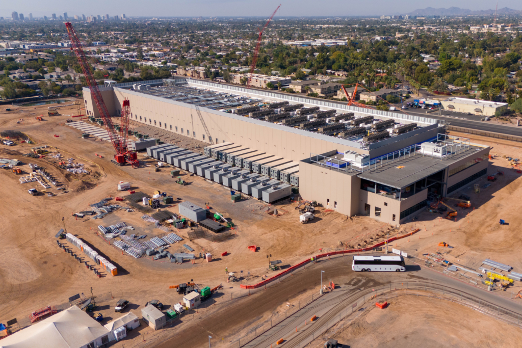 Report: Global grid congestion risks 20% of data center projects ...